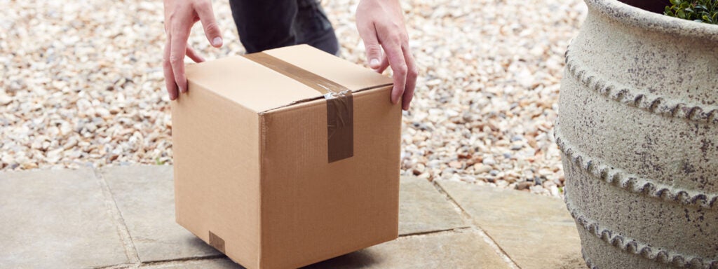 8 Questions To Ask Before Choosing a Parcel Carrier for Your Business ...